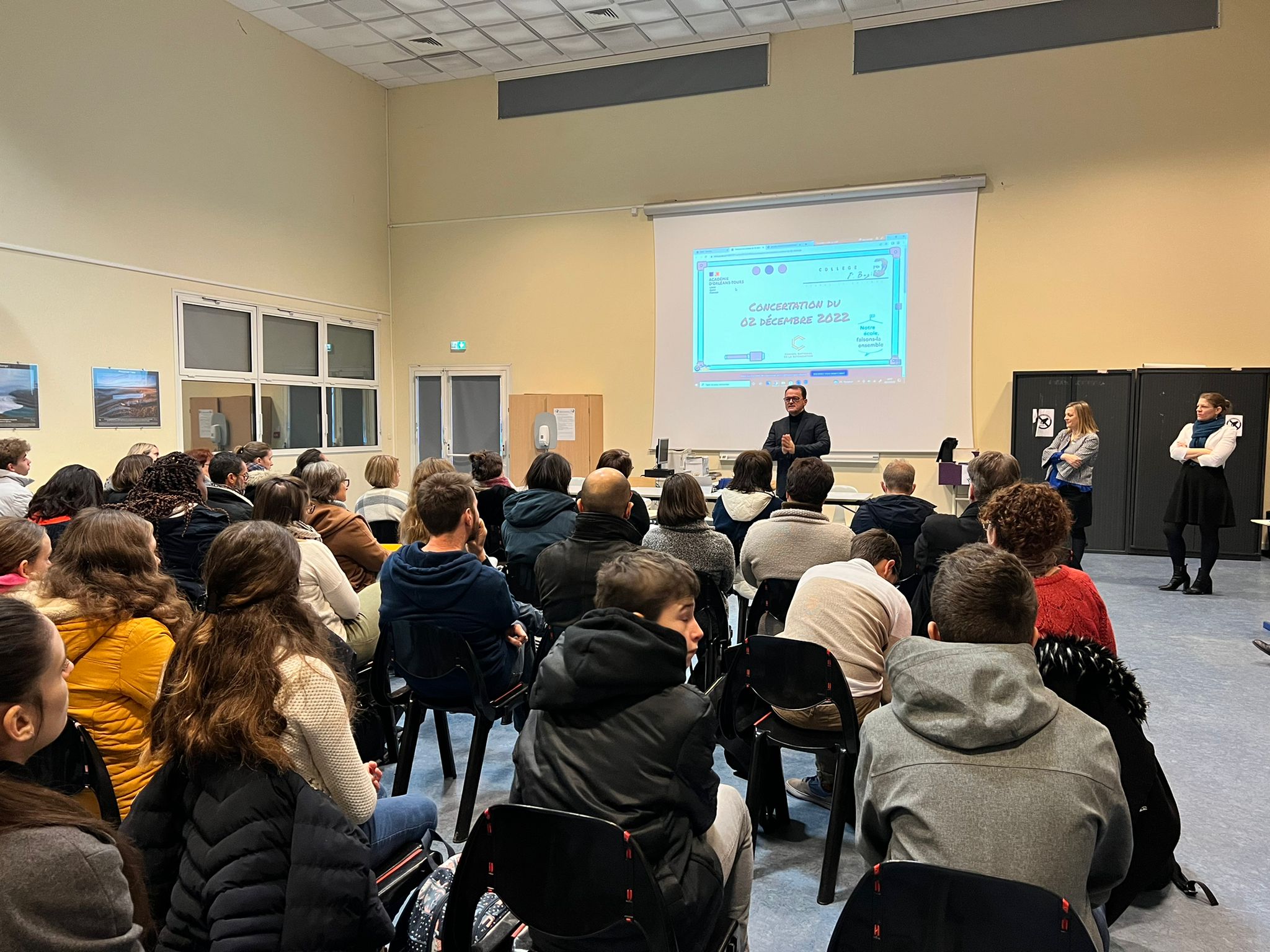 Cnr Éducation Notre école Faisons La Ensemble Au Collège Frédéric Bazille 45 Académie D